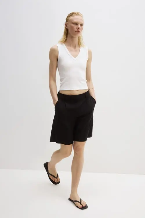 H&m Wrinkle-resistant Relaxed Fit Bermuda Shorts