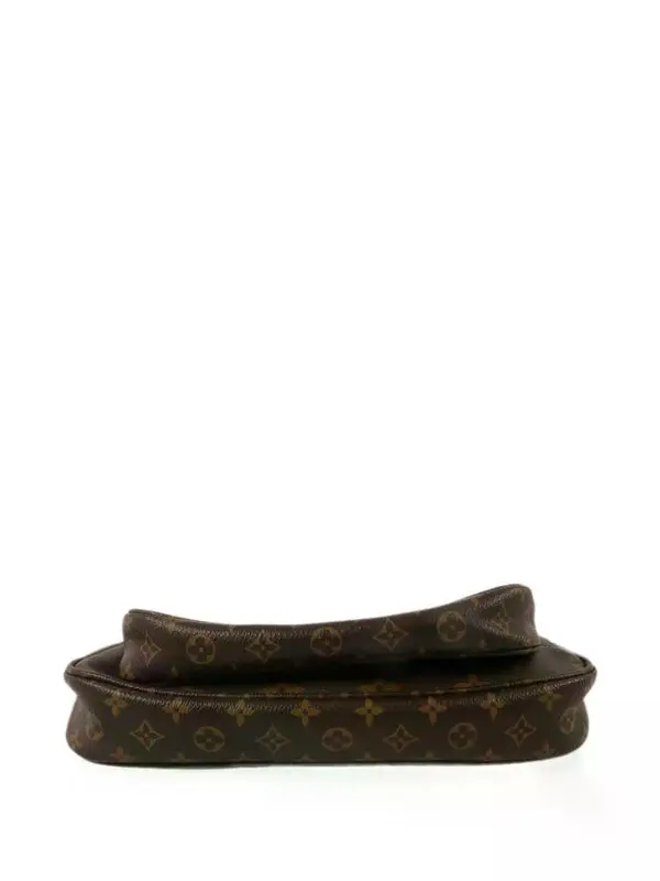 LOUIS VUITTON Multi Pochette Accessoires Monogram Shoulder Bag