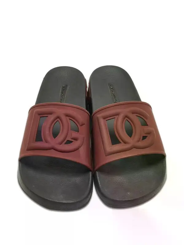Dolce & Gabbana Dg Logo Slides