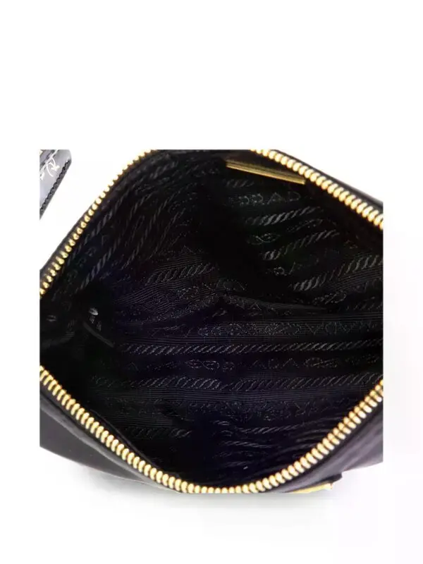 Prada Re-edition 2002 Shoulder Bag
