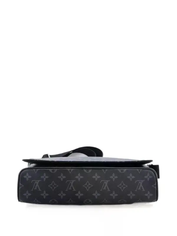 LOUIS VUITTON Monogram Eclipse Canvas Mm Messenger Bag