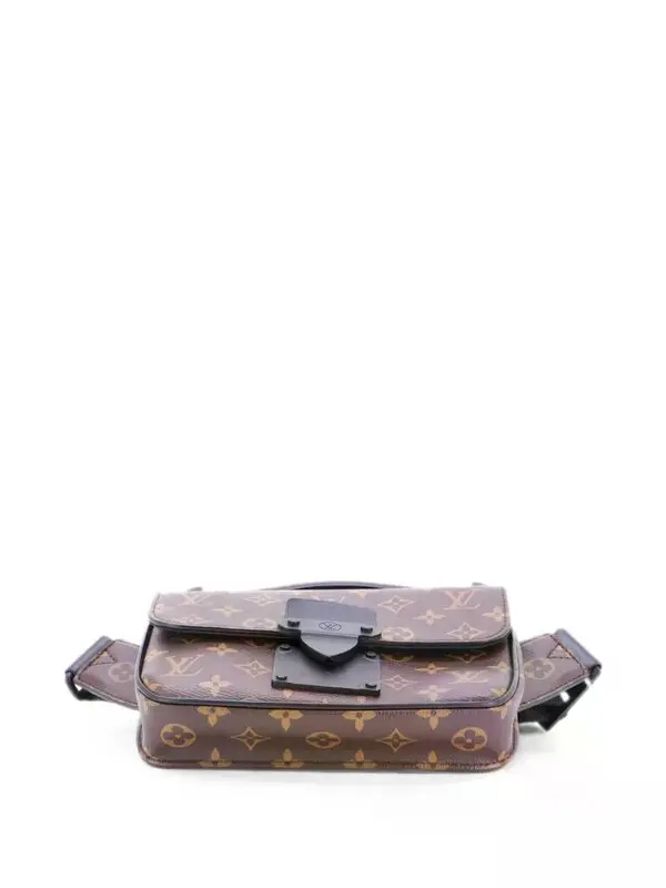LOUIS VUITTON Monogram Canvas Sling Bag