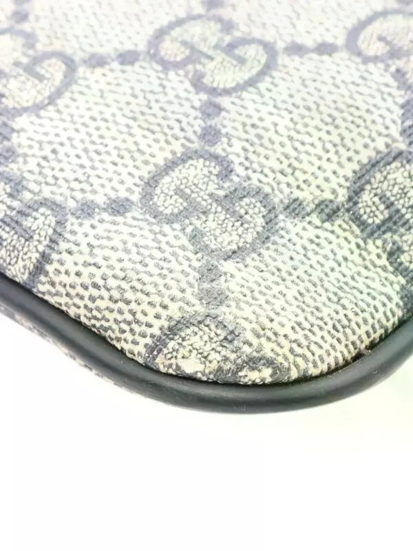 Gucci Gg Supreme Crossbody Bag