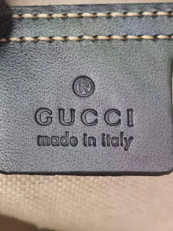 Gucci Gg Supreme Crossbody Bag