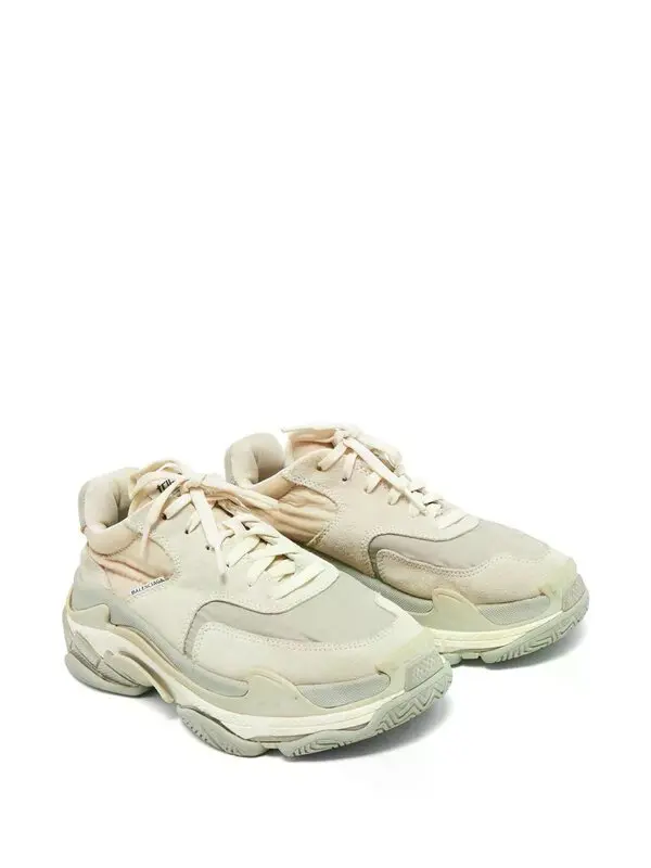 Balenciaga Triple S Low-top Sneakers - Neutrals