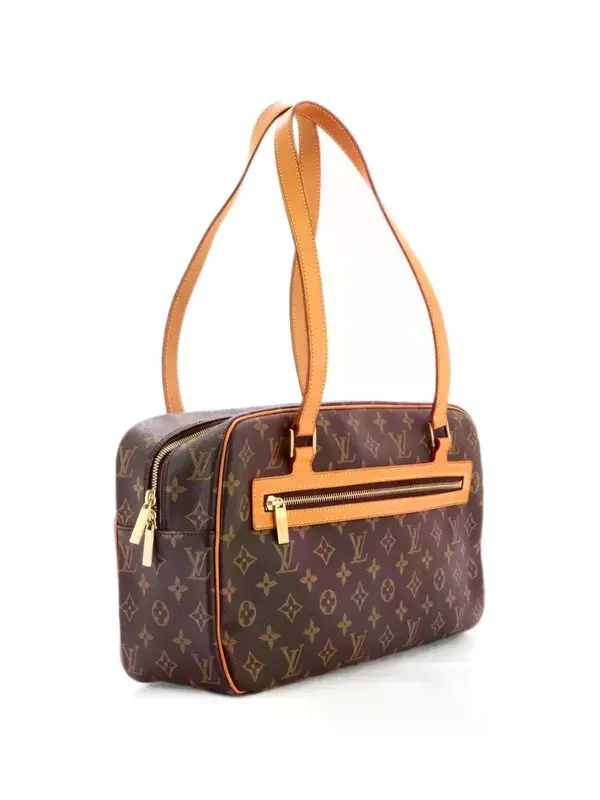 LOUIS VUITTON Monogram Canvas Gm Shoulder Bag - Brown