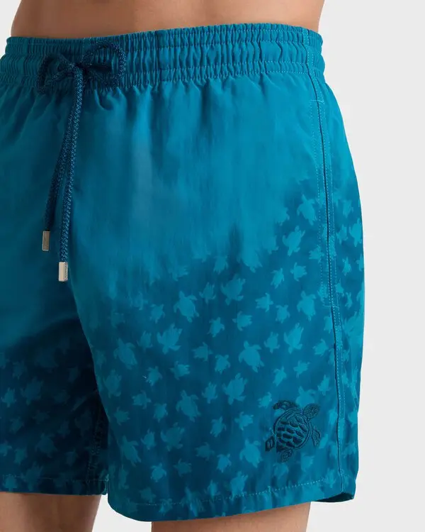 Vilebrequin Water-reactive Micro Ronde Des Tortues Swim Trunks - Blue