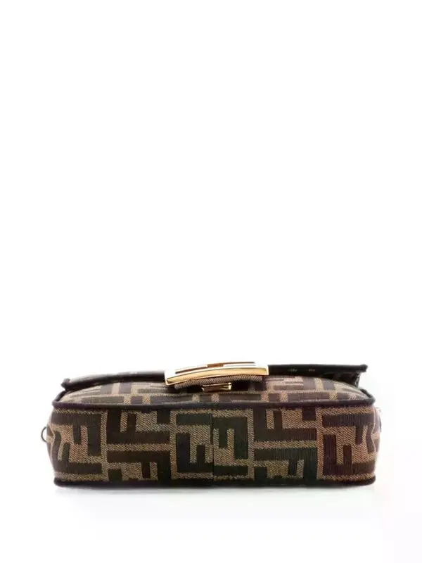 Fendi Baguette Nm Bag Zucca Canvas Mini Crossbody Bag - Brown