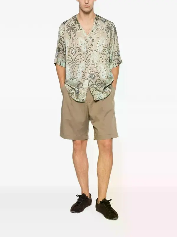 LOW BRAND Tailored Shorts With Belt Loops