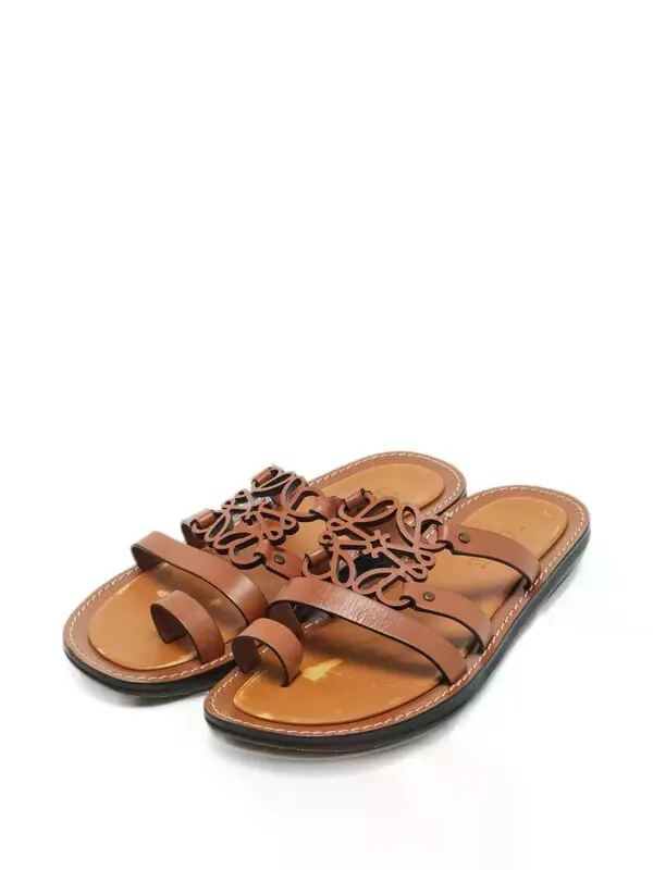 Loewe Anagram Slides