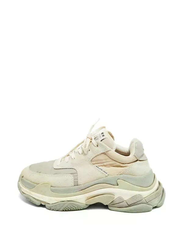 Balenciaga Triple S Low-top Sneakers - Neutrals