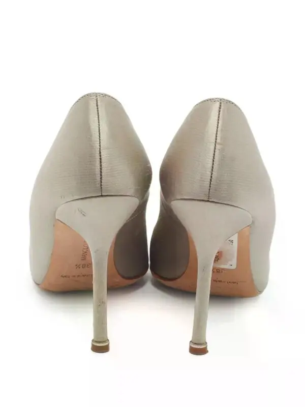 Manolo Blahnik Hangisi Satin Pumps With Crystal Buckle - Neutrals