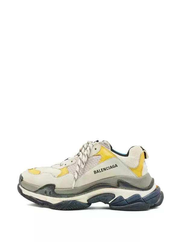 Balenciaga Triple S Sneakers - Neutrals