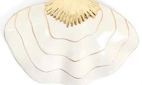 Clare V. Clamshell Pendant Necklace