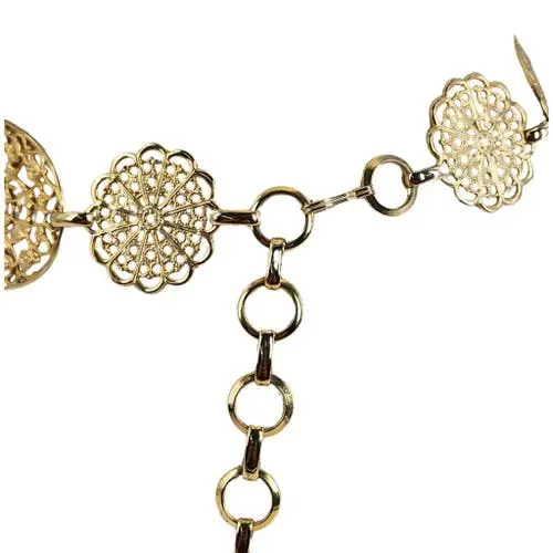 MADISON BEVERLY HILLS Tone Filigree Medallion Belt
