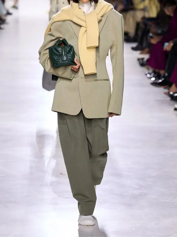Bottega Veneta Wool And Linen Melange Jacket - Nude