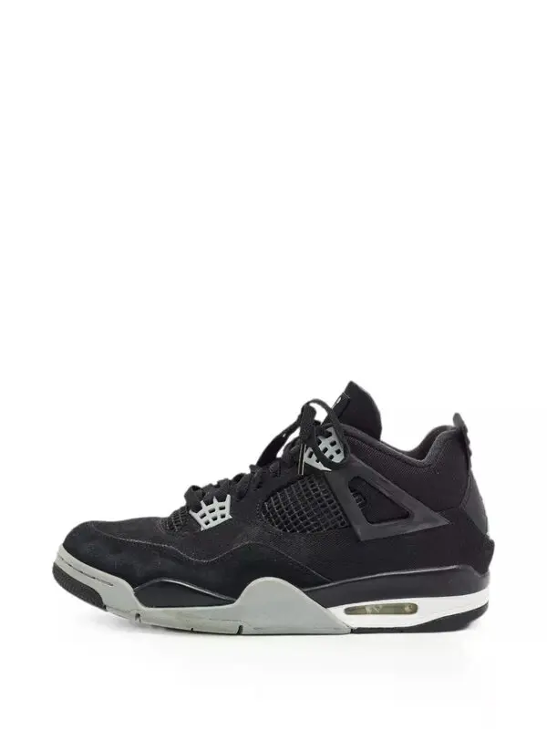 JORDAN 4 Retro Sneakers