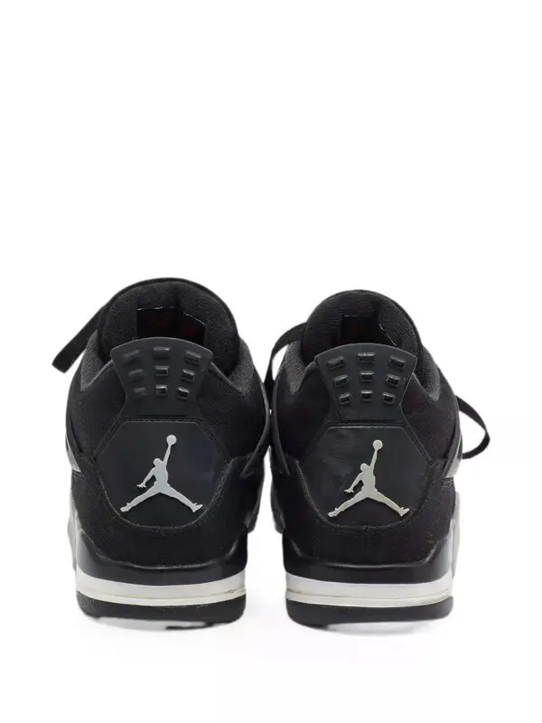 JORDAN 4 Retro Sneakers