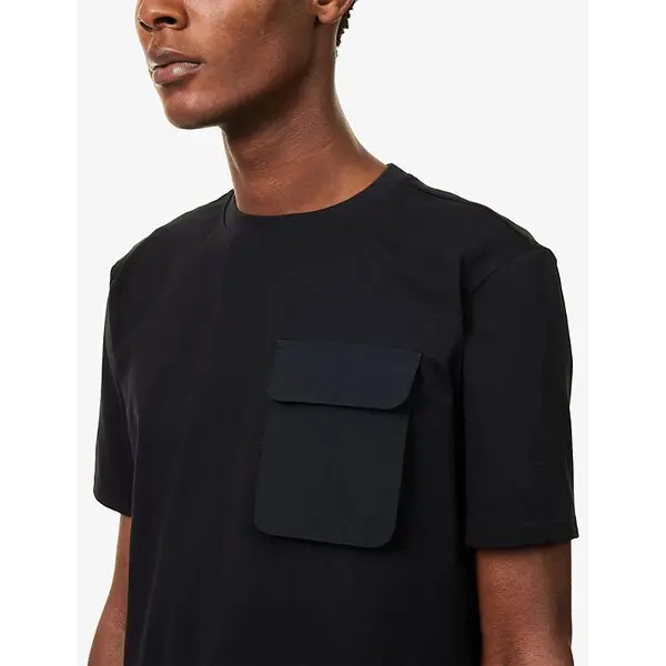 ARNE Utility Cargo-pocket Cotton T-shirt