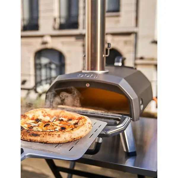 OONI Karu 2 Multi Fuel Pizza Oven