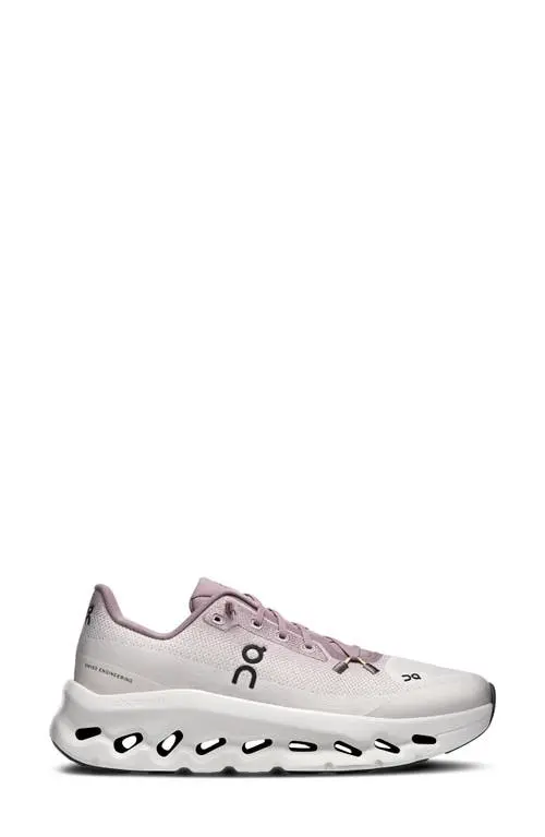 On Cloudtilt Athletic Sneaker - Heron/dew