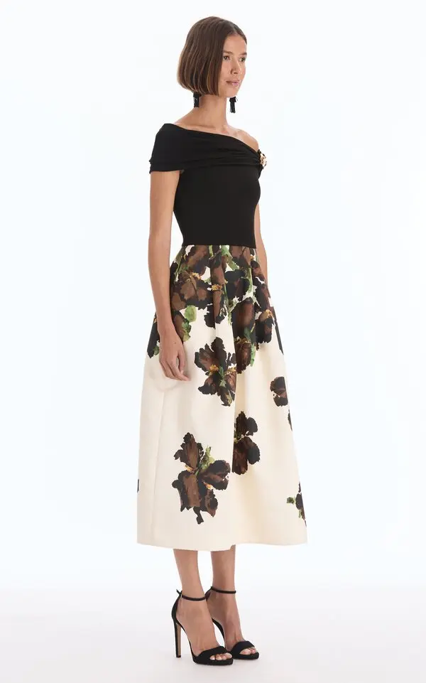Oscar De La Renta Off-the-shoulder Knit And Woven Floral Maxi Dress