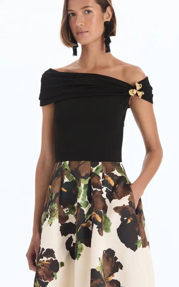 Oscar De La Renta Off-the-shoulder Knit And Woven Floral Maxi Dress