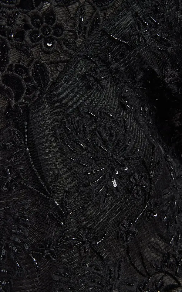 Oscar De La Renta Chrysanthemum Guipure Gown