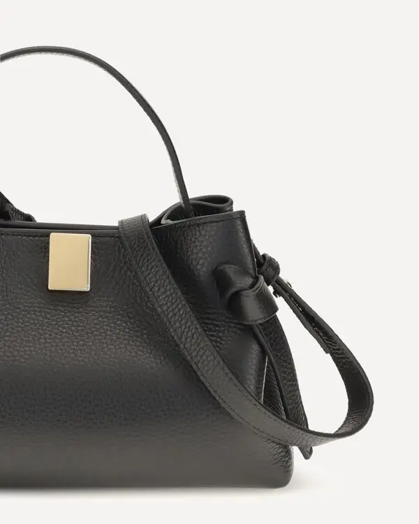 Yuzefi Gyoza Shoulder Bag