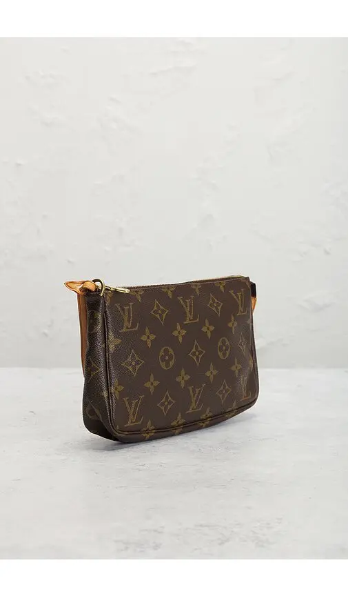 FWRD RENEW Louis Vuitton Monogram Pochette Accessoires Shoulder Bag - Brown