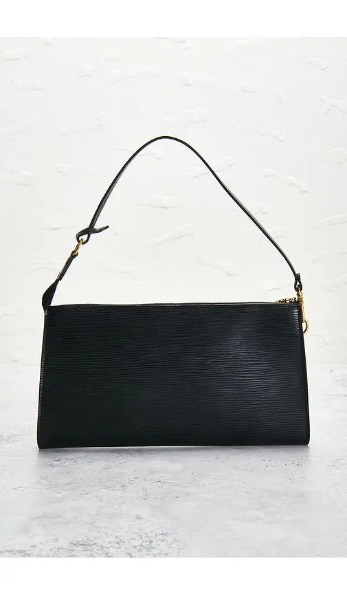 FWRD RENEW Louis Vuitton Epi Pochette Accessoires 24 Shoulder Bag