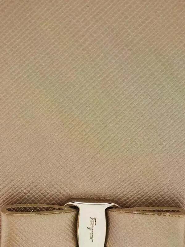 FERRAGAMO Vara Bow Leather Round Coin Purse
