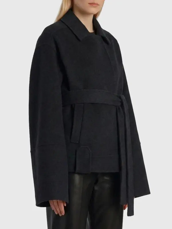 Khaite Alder Long Sleeved Jacket - Charcoal-grey