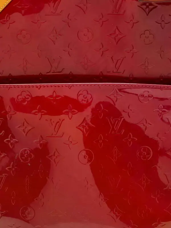 LOUIS VUITTON 2008 Monogram Vernis Pegase 25 Luggage