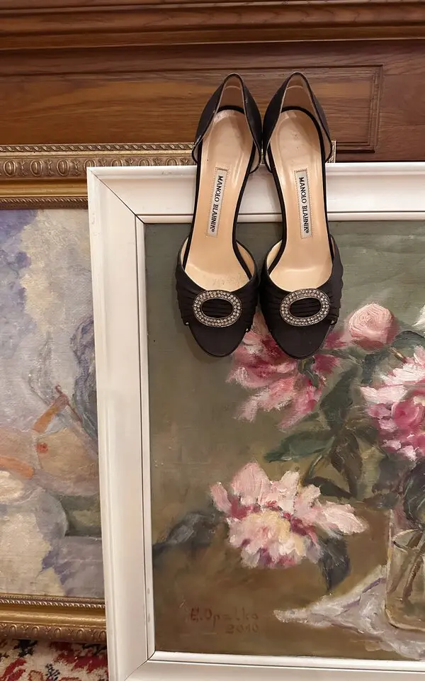DEAR CLEMENTINE VINTAGE Manolo Blahnik Embellished Pumps