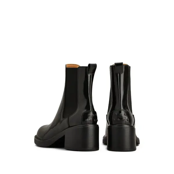 TOD'S Boots