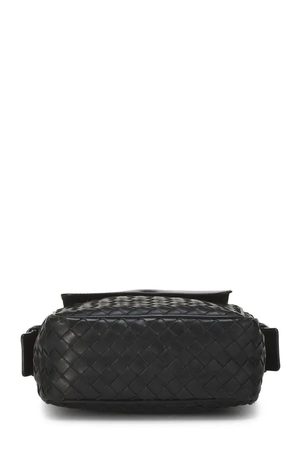 Bottega Veneta Intrecciato Flap Pocket Messenger Bag