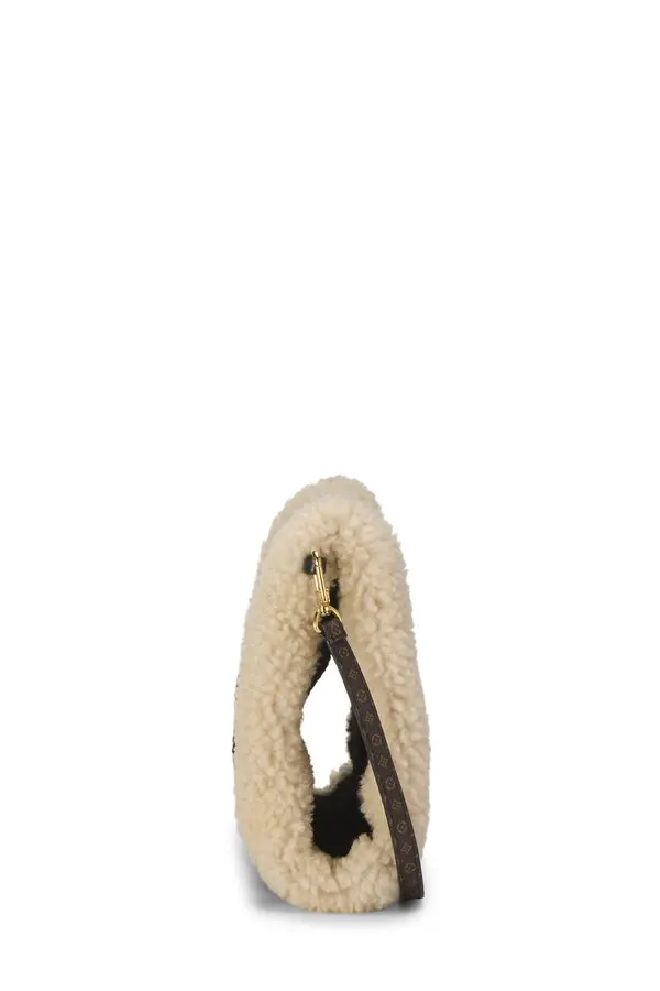 LOUIS VUITTON Teddy Muffler