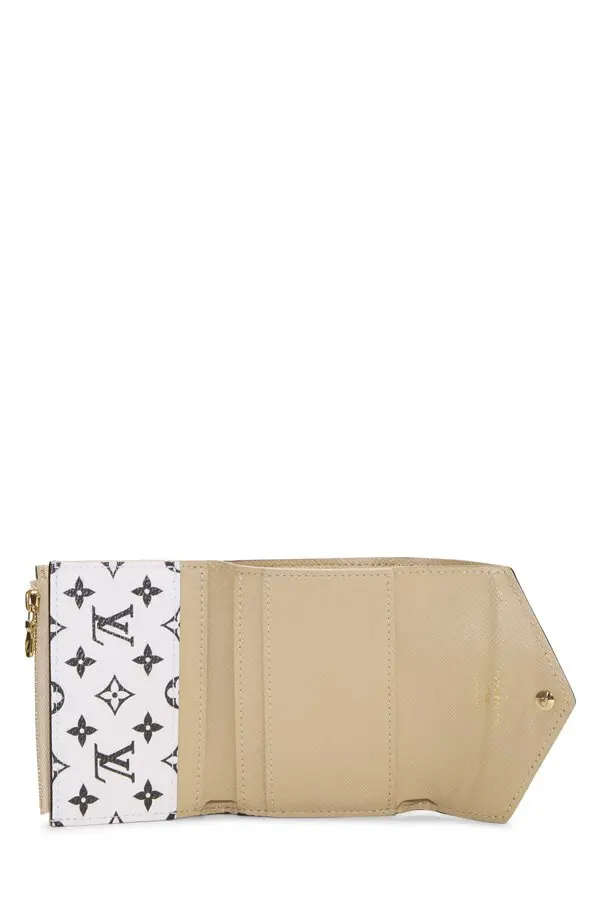 LOUIS VUITTON Monogram Reverse Giant Canvas Zoe Wallet
