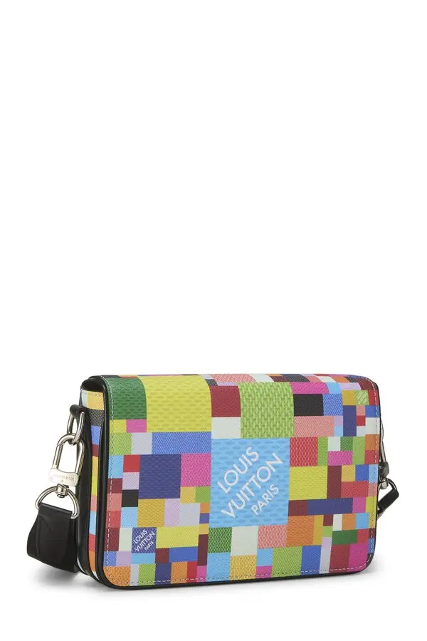 LOUIS VUITTON Multicolor Damier Graphite 3d Studio Messenger