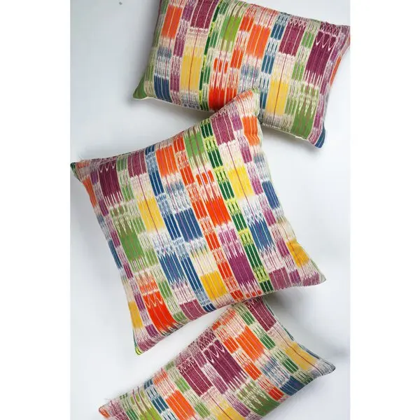 ARCHIVE NEW YORK Vintage Handwoven Carmen Ikat Pillow