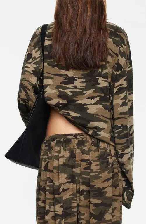 Lioness Bloom Long Sleeve Camouflage T-shirt