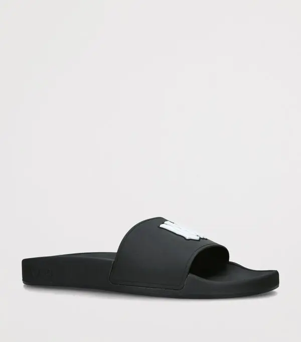 Amiri Ma Pool Slides