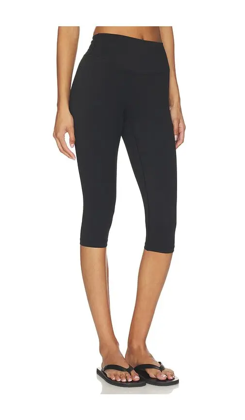 FORM X Olivia Jade Capri Leggings