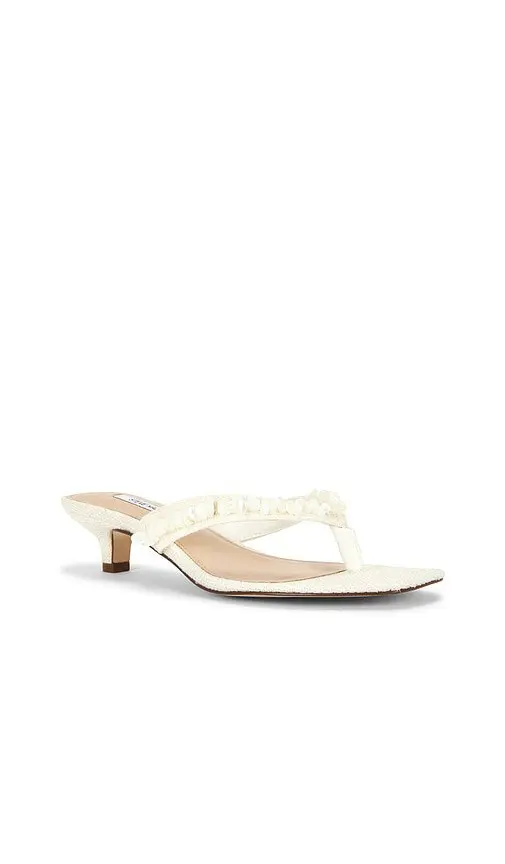Steve Madden Tracie Shell Sandal In White
