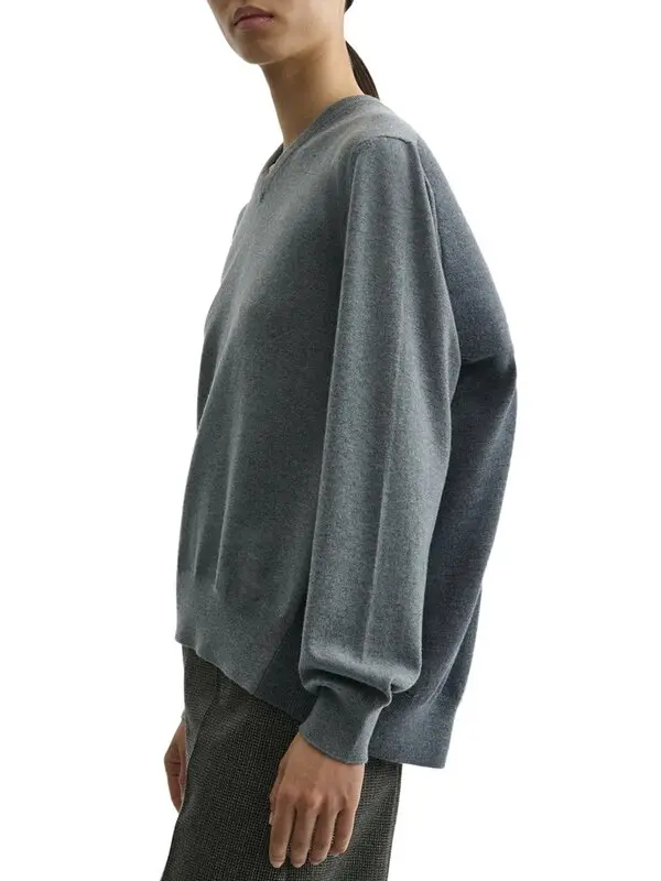Phoebe Philo V-neck Back Wool Sweater