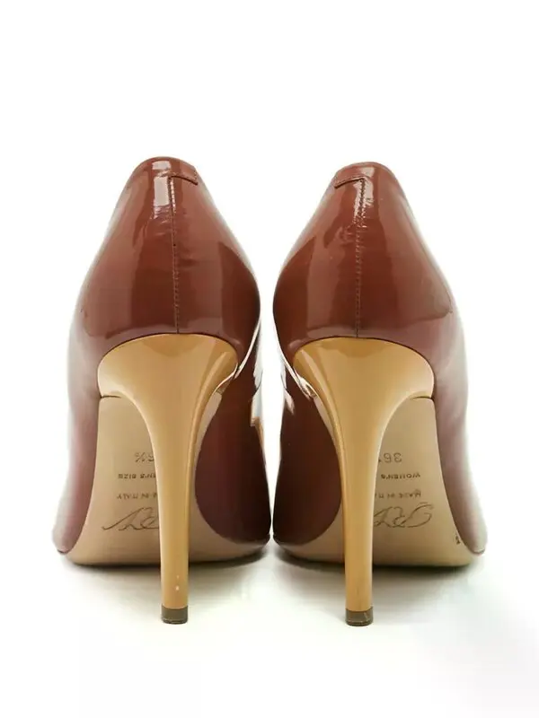 ROGER VIVIER Belle Round Toe Pumps