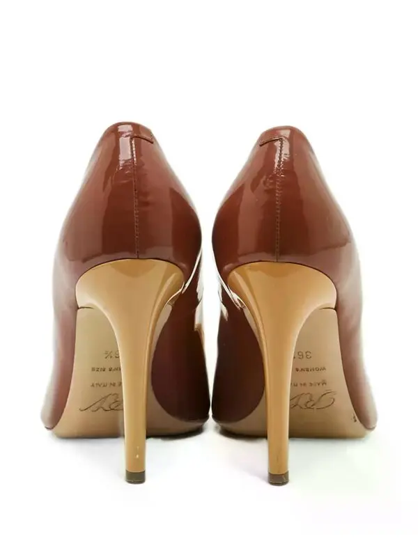 ROGER VIVIER Belle Round Toe Pumps