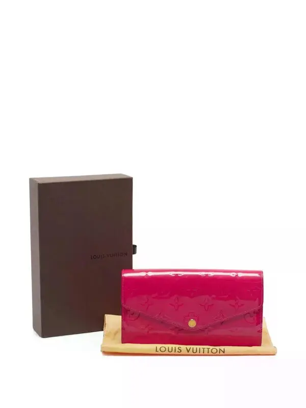 LOUIS VUITTON Sarah Monogram Rose Pop Vernis Wallet