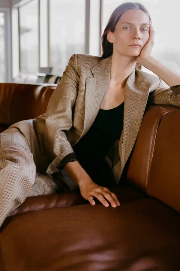 NILI LOTAN Swan Cropped Blazer